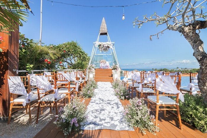 FOX Jimbaran Beach Bali Tawarkan Suasana Romantis dengan Pemandangan ...